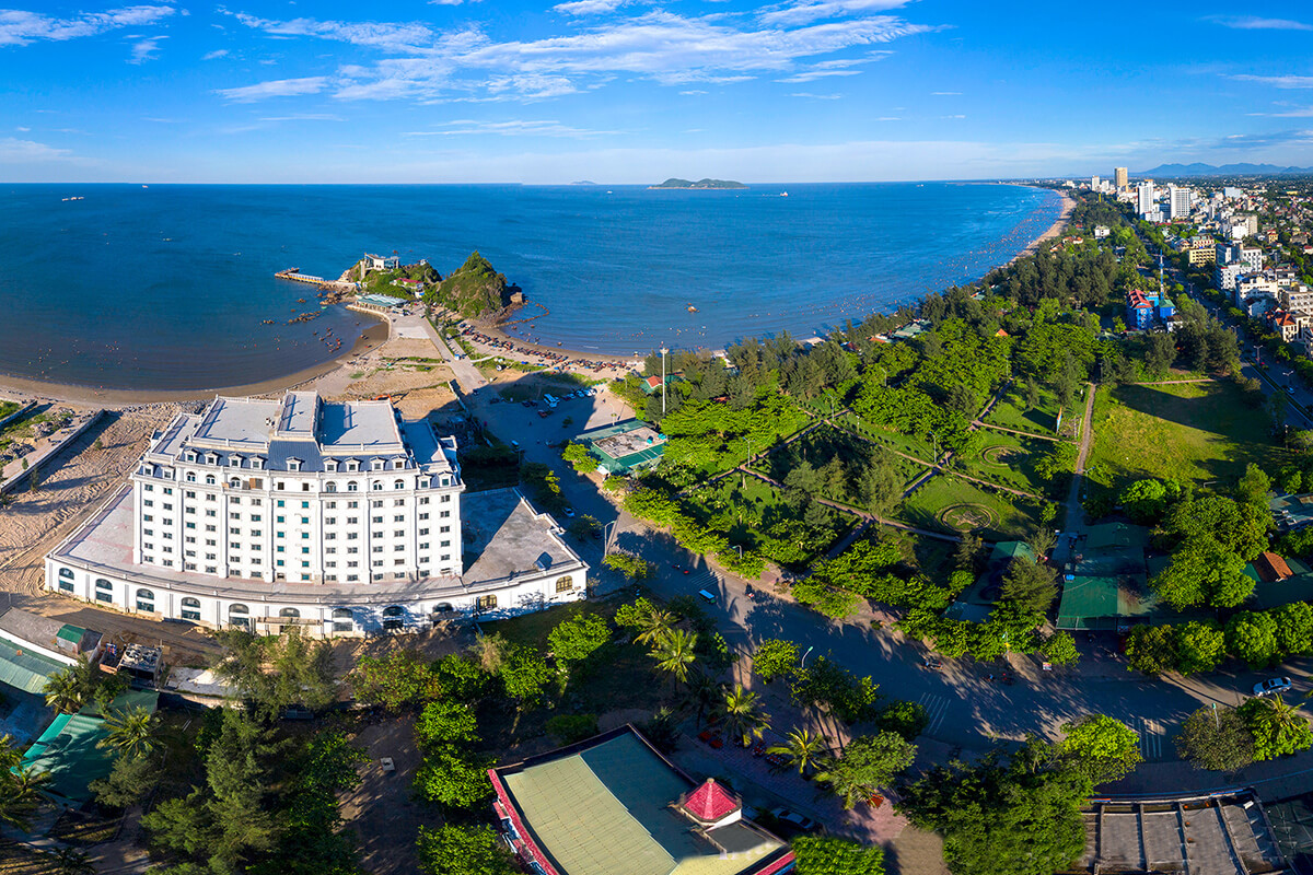 Lan Châu Luxury Hotel